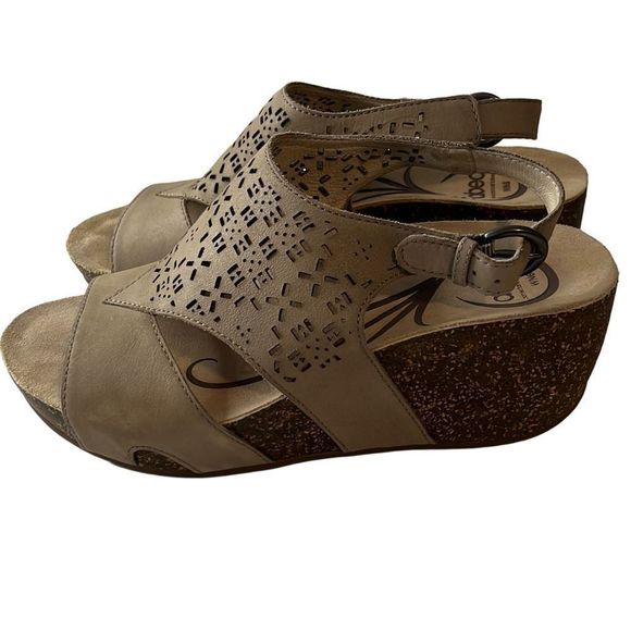Abeo | Shoes | Abeo Unifytaupe Orthotic Wedge Sandals 6 | Poshmark